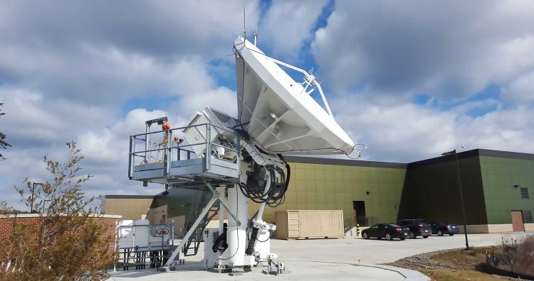 Multifrequency Wideband Apertures for Group 3+ Unmanned Aerial Vehicles ...