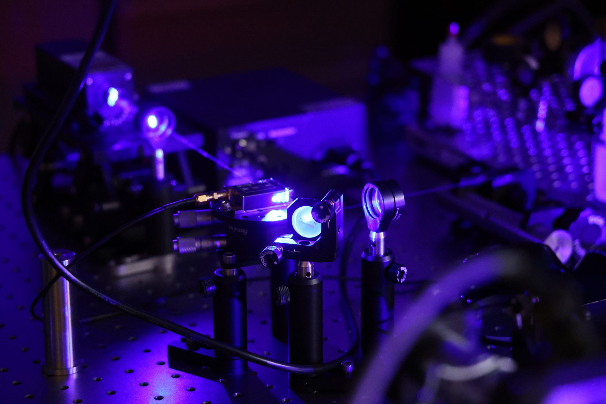 AFRL Experiments With Heat Flow to Manipulate Quantum Materials - DSIAC